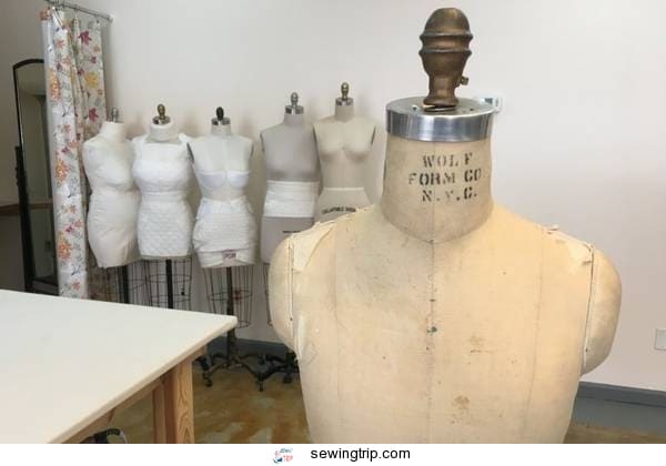 Petite Dress Form: Finding an Adjustable Size 0 Dress Form