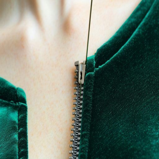 Invisible Zipper Insertion Tutorial Advanced: Perfect Your Sewing Skills